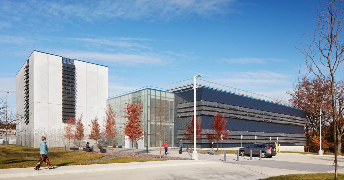 NASA Aerospace Communications Facility | Ross Barney Architects